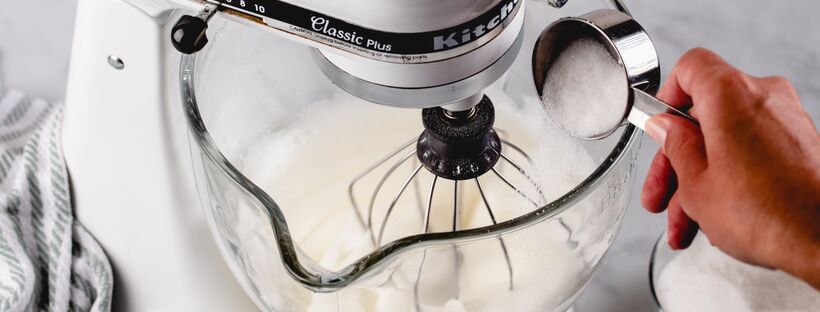 Tips on How to Make Meringue Successfully | Domino® Sugar
